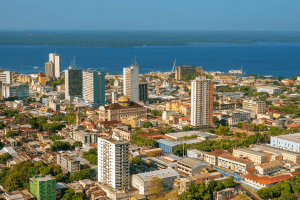 Manaus é a 7ª cidade mais populosa do Brasil e a capital com maior ...