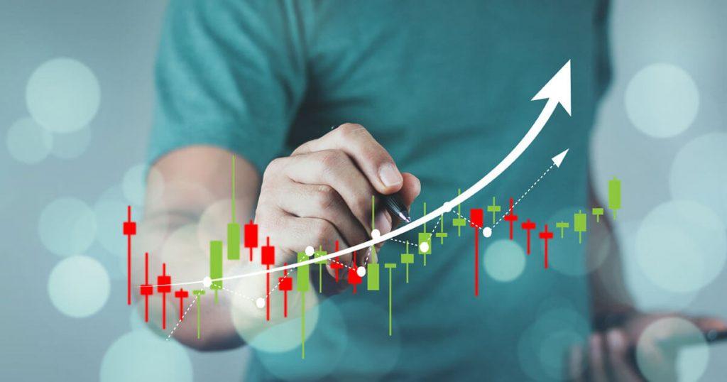 S&P eleva nota da dívida do Brasil pela primeira vez em 12 anos e dá ...